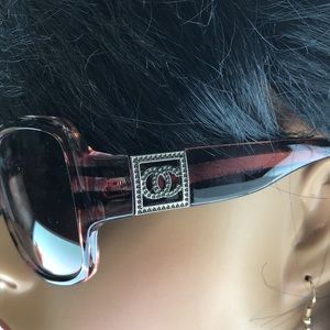 Oleg Cassini | Accessories | Oleg Cassini Over Sized Clear Neapolitan ...